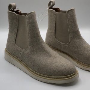 Universal Thread | Shoes | Universal Thread Grey Ankle Boots | Poshmark